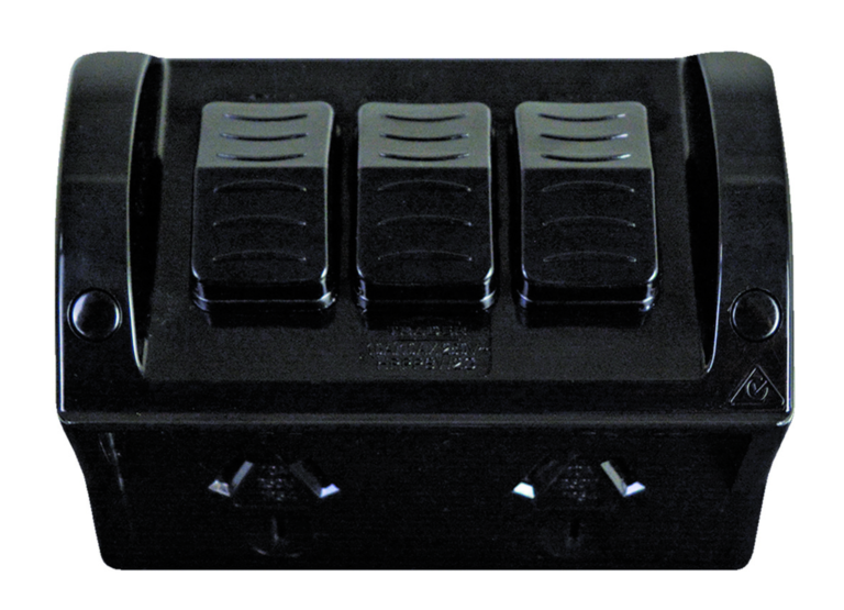 DOUBLE OUTDOOR WEATHERPROOF POWER POINT WITH EXTRA SWITCH IP54 10A 250V ...